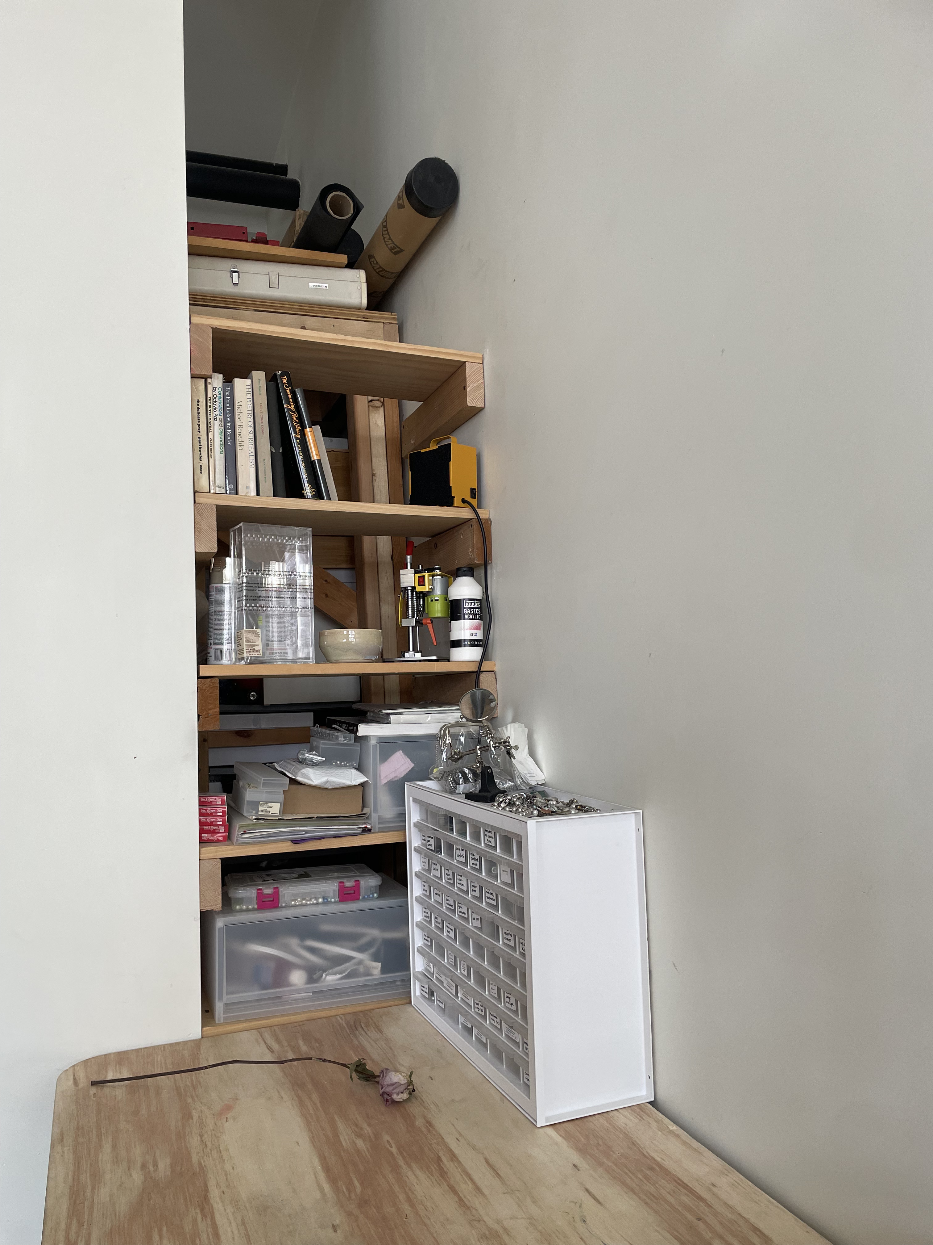 Studio space in large shared studio in East Williamsburg/Bushwick ...