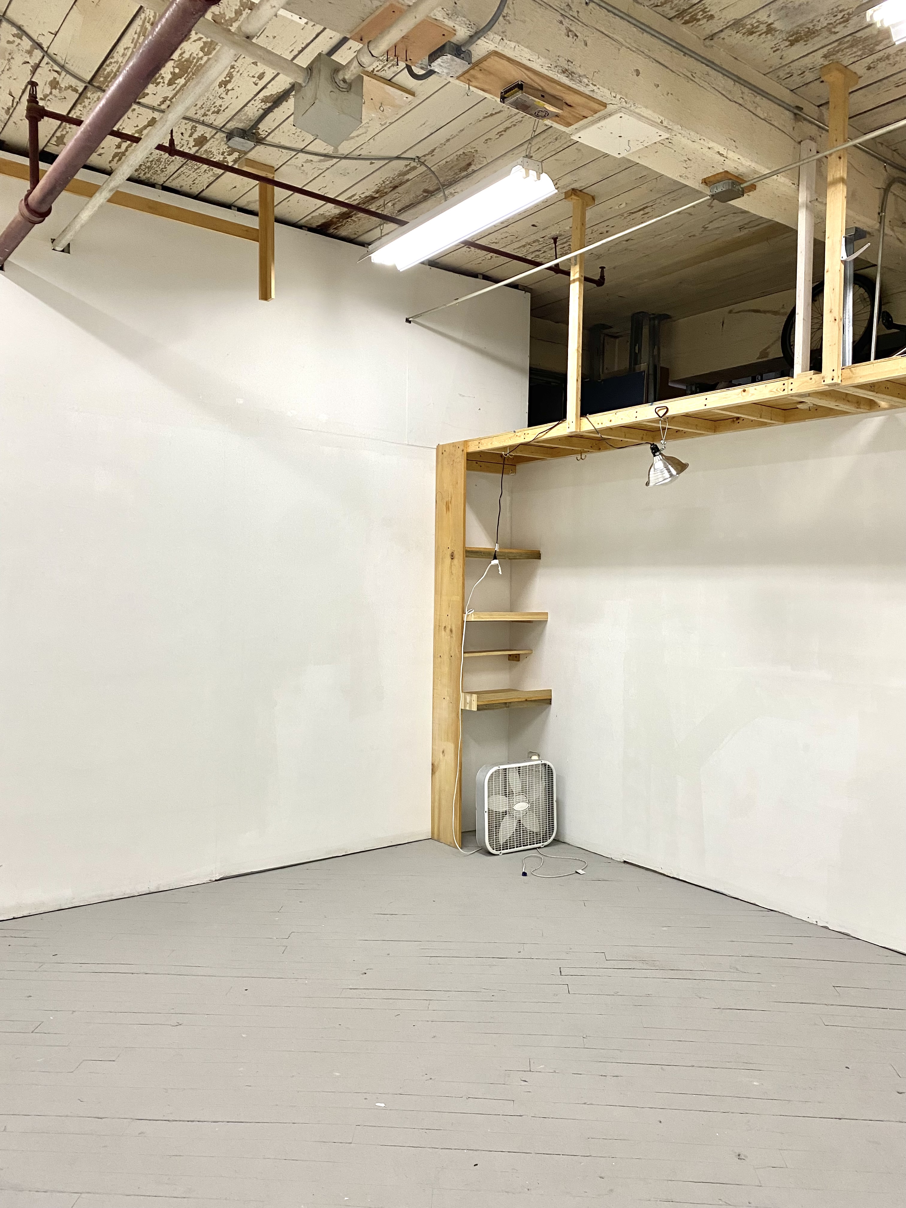 250sqft Private Visual Artist Studio LIC - Kurt L. | NYFA
