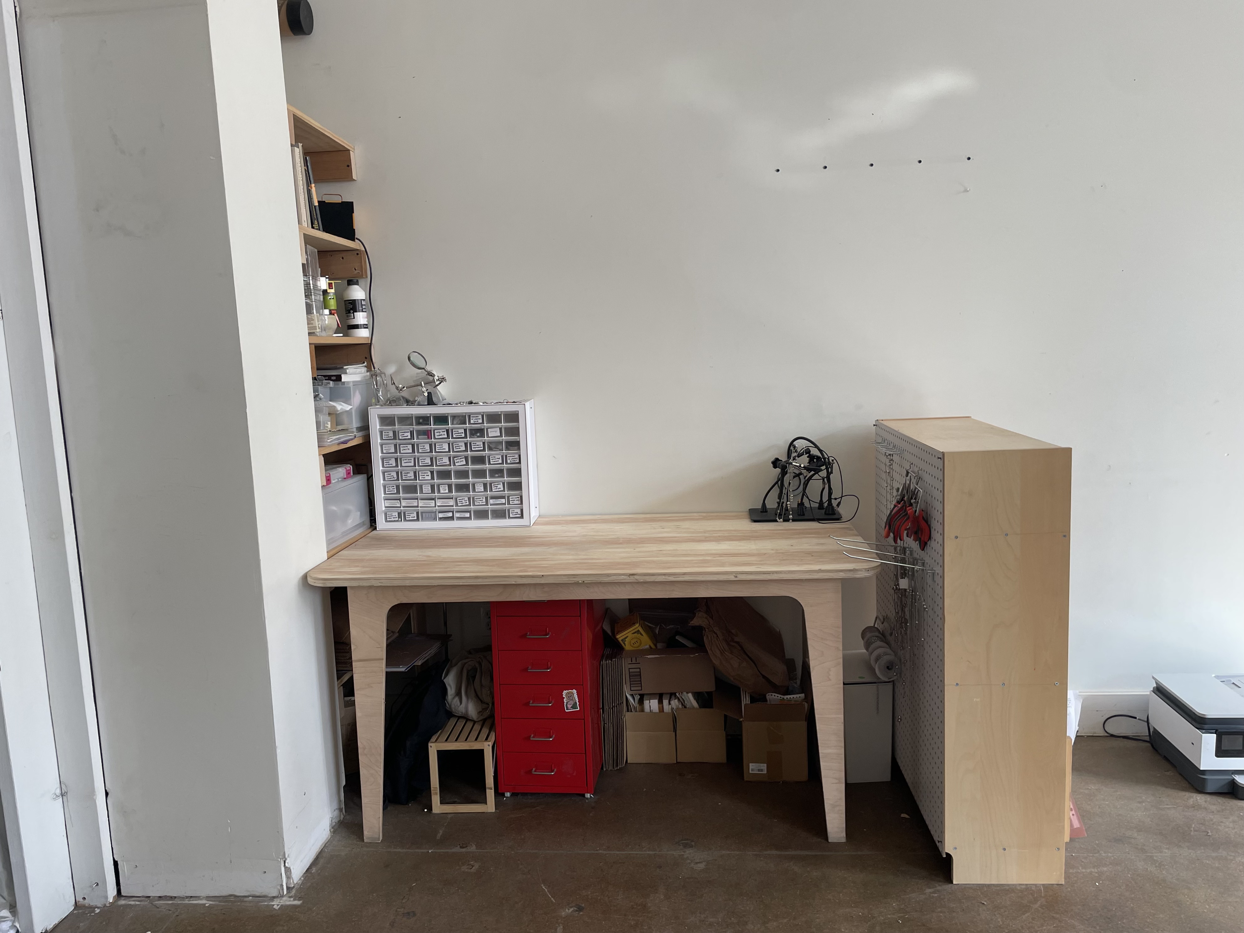 Studio space in large shared studio in East Williamsburg/Bushwick ...