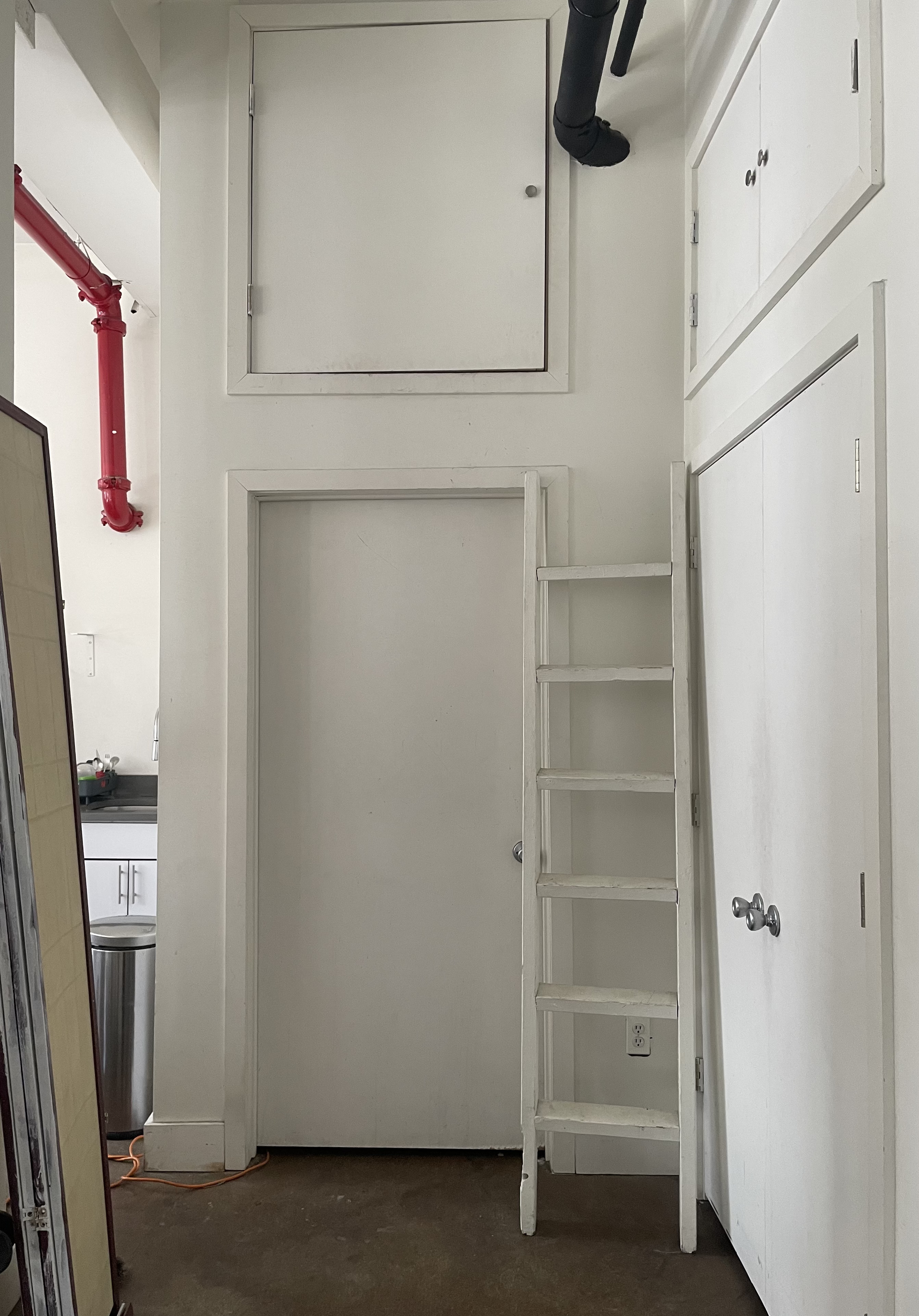 Studio space in large shared studio in East Williamsburg/Bushwick ...